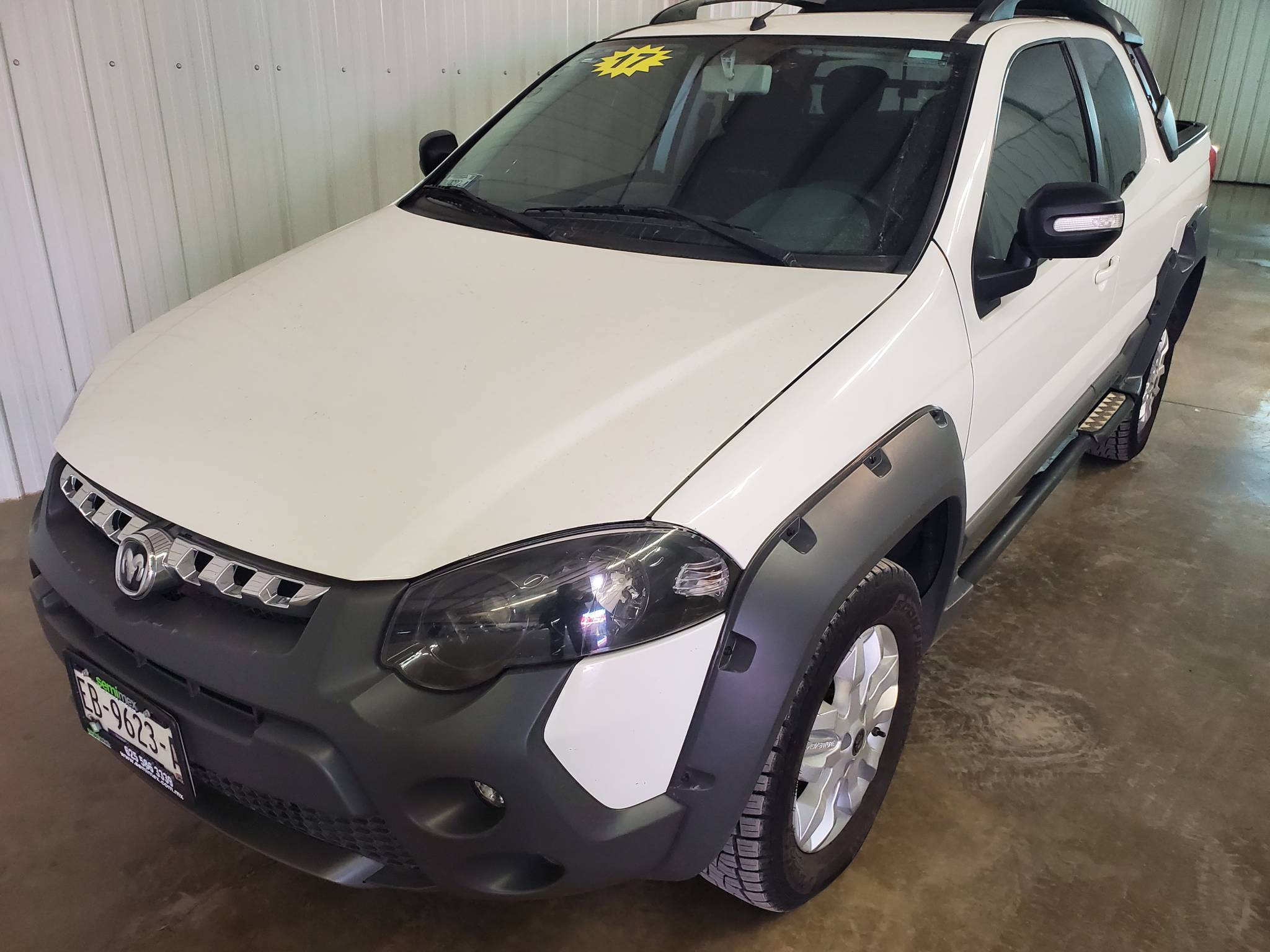 DODGE RAM 700 CLUB CAB ADVENTURE 2017 – SemiMex